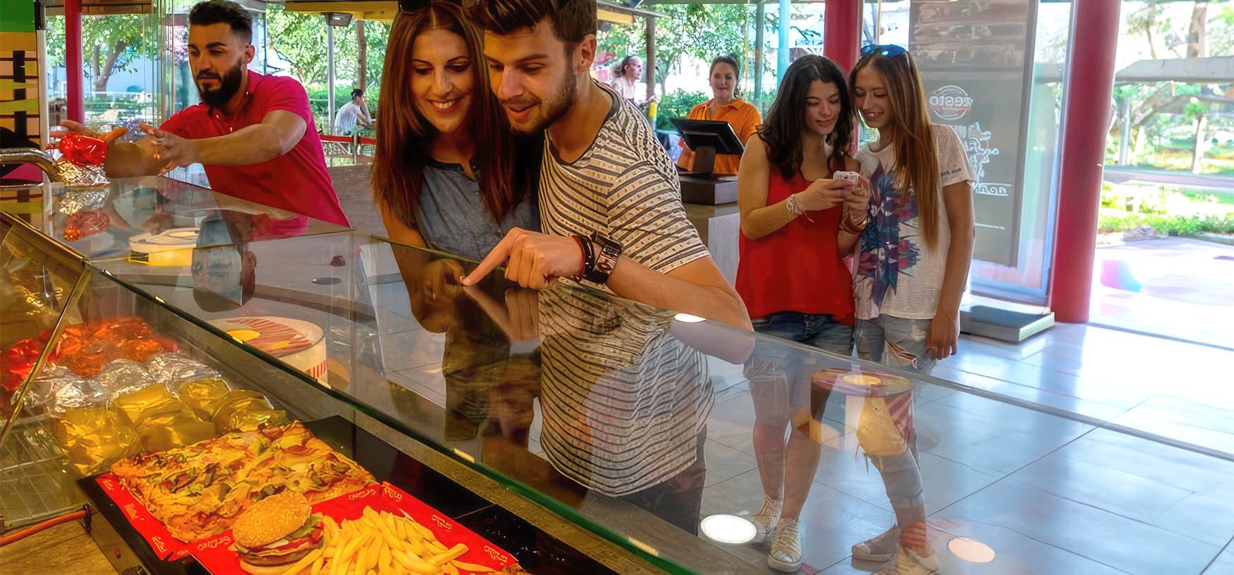 Allou! Fun Park | Χώροι Εστίασης